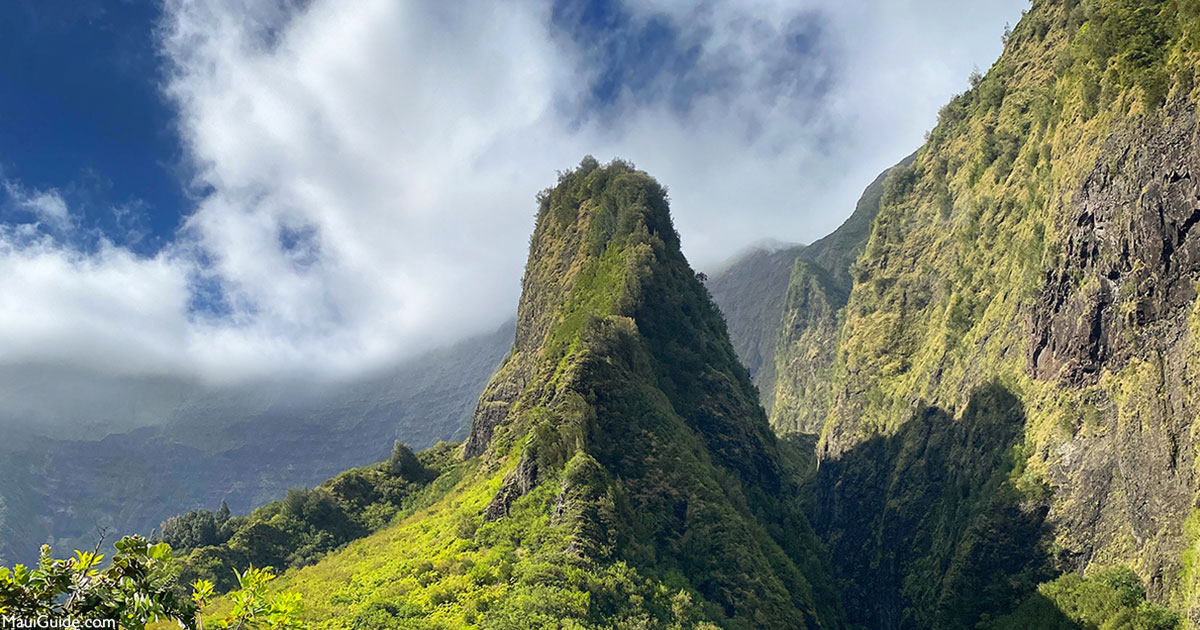 Iao Valley Information & Hiking Map - Maui Information Guide